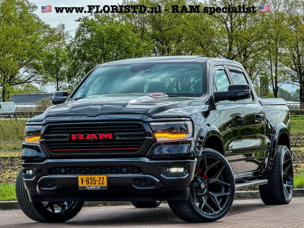 DODGE RAM 1500 5.7L HEMI 401PK V8*SPORT*BLACK-OPPS*FULL OPTION*24 INCH ...