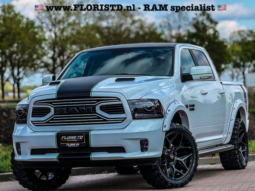 DODGE RAM 1500 5.7L V8 HEMI 4X4 401PK * SPORT * WIDE BODY * CUSTOM MADE ...